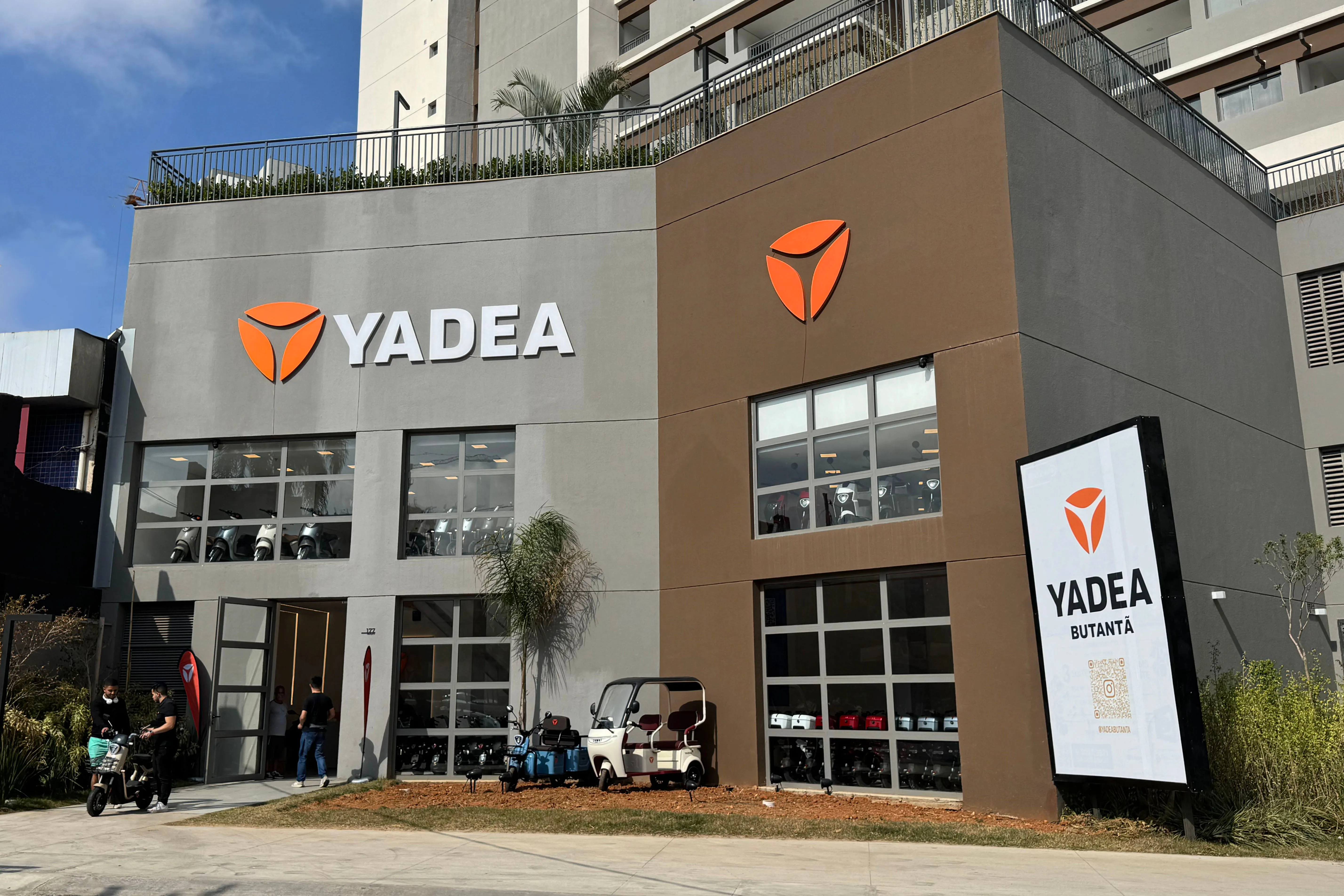 Yadea abre sua primeira loja principal em São Paulo, avançando na ...